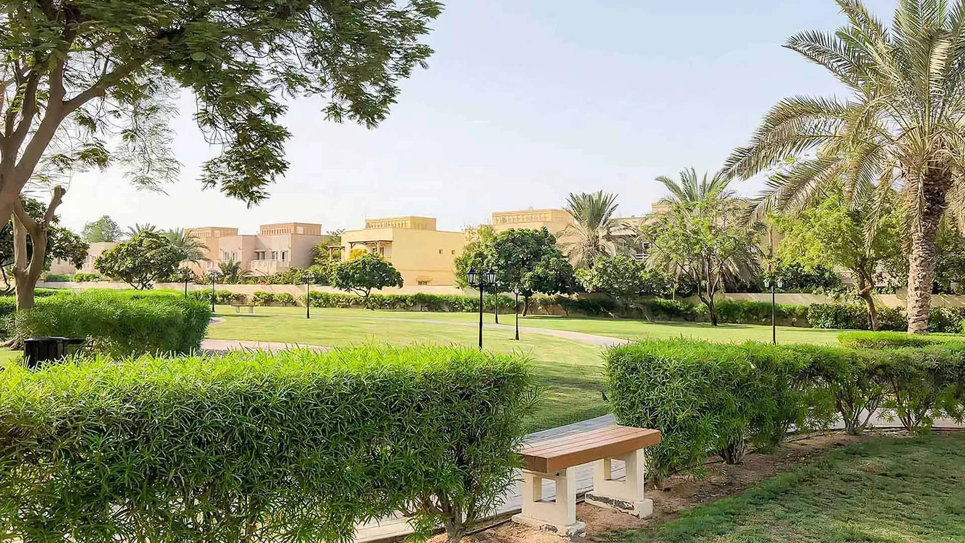 Meadows, Dubai, UAE: prices, descriptions, types of real estate | Ax ...